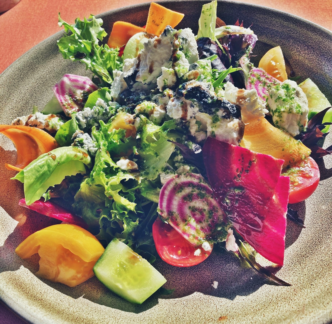 Elegant luncheon at Krimuldas Pagast, Latvia’s Kungu Rija – Luxe & Down ...